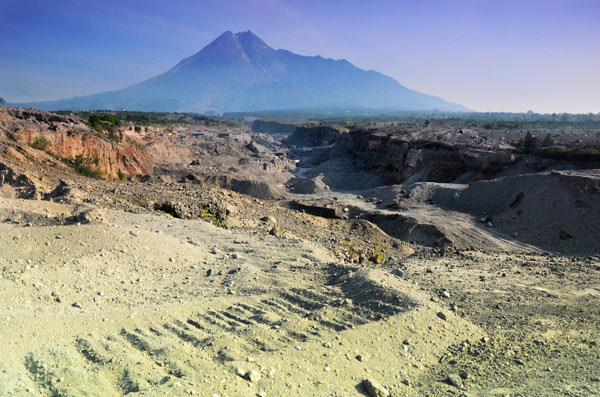 Tambang Pasir Merapi Menggerus Alam dan Kesehatan Warga Cangkringan