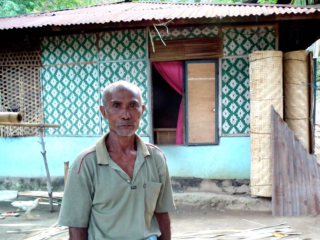 Melihat Gedeg Dinding Bambu Anyaman Kaya Motif ala Woloare