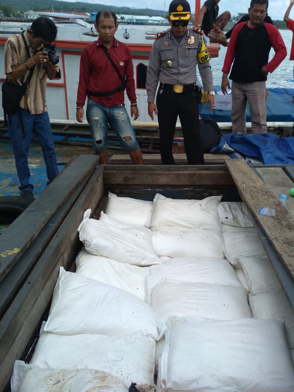 Malaysia Jadi Pemasok Utama Peledak Bom Ikan di Indonesia?