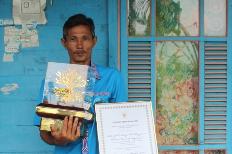 Para Penjaga Silok Merah Danau Empangau