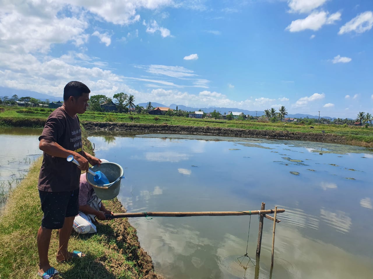 Probiotik RICA, ‘Makhluk Halus’ Penyelamat Tambak di Pangkep
