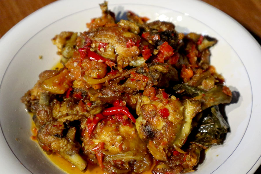 Asal Mula Masakan Rica-rica Khas Manado dan Sumber Pedasnya