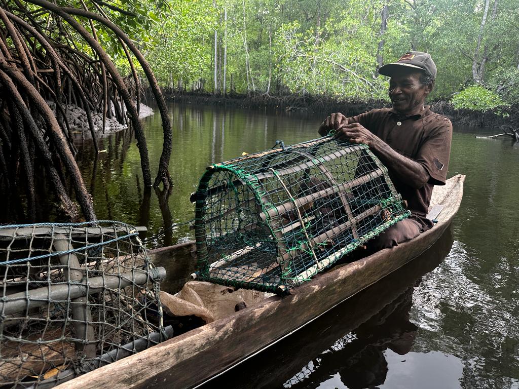 Kepiting Bakau, Sumber Ekonomi Masyarakat Lorang, Kepulauan Aru