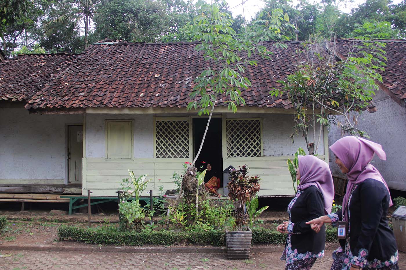 Ketika Budaya dan Konservasi Berpadu di Kampung Adat Pulo