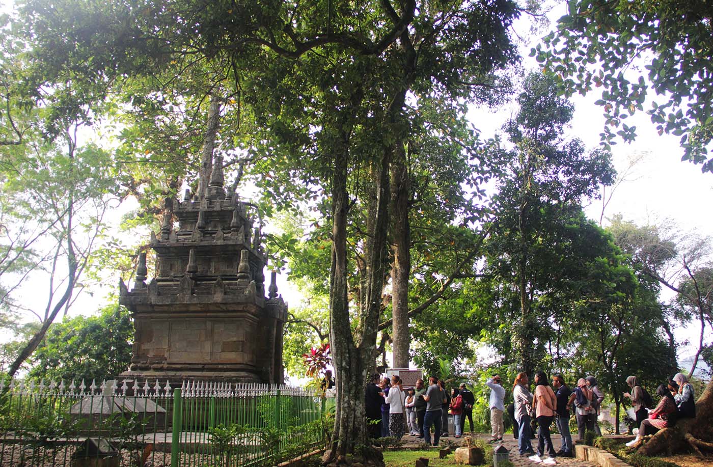 Ketika Budaya dan Konservasi Berpadu di Kampung Adat Pulo